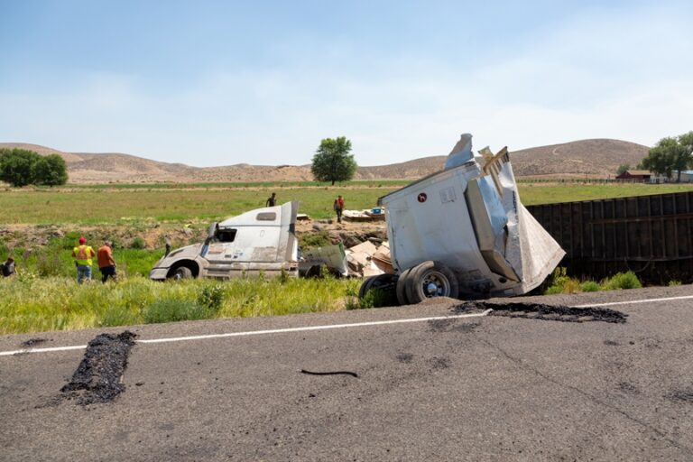 What To Know in a Distracted Truck Driving Accident | Moga Law Firm