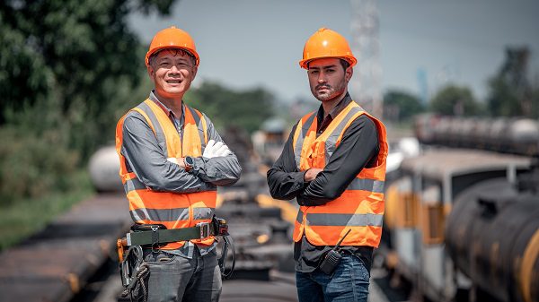 Roadside Workers and Professional Drivers Face Serious Risks in ...